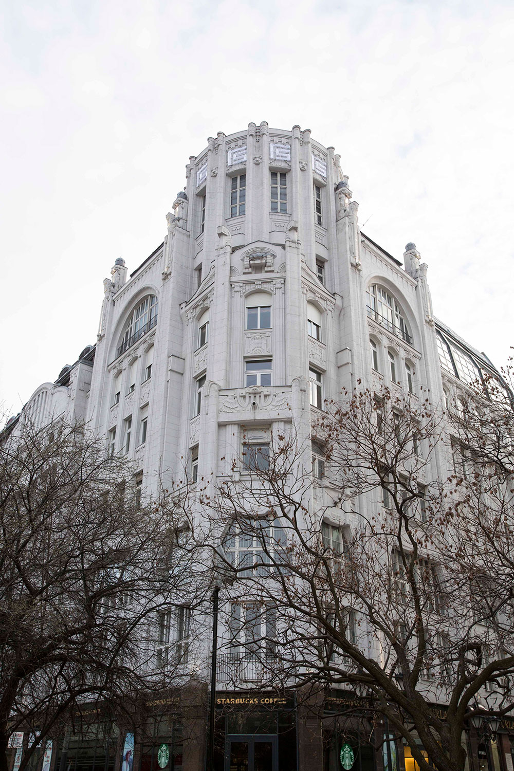 Modern & Breitner Building