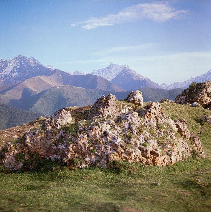 In Ingushetia, young women are reclaiming the threads of an ancient ...
