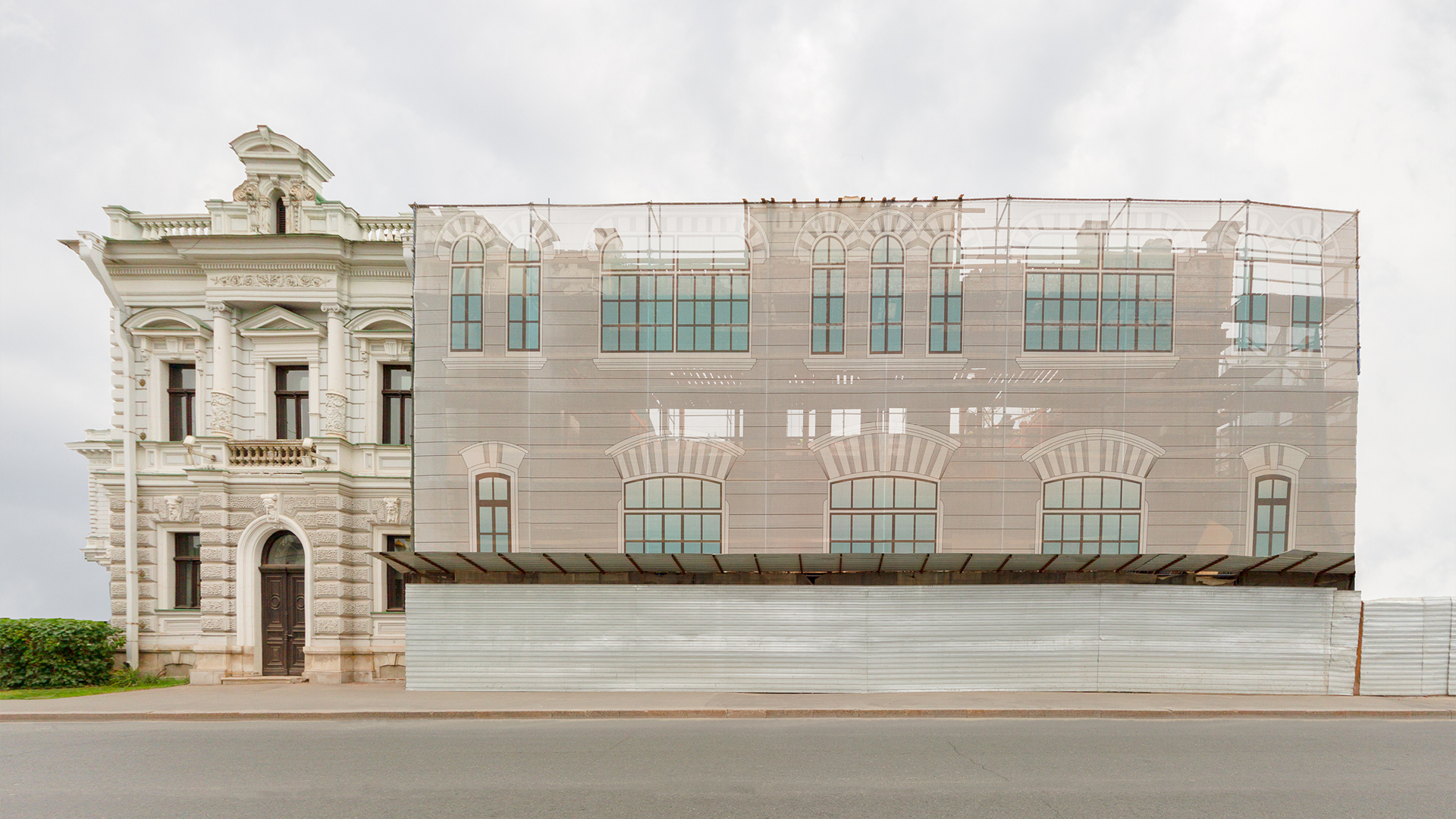 Kunststück: the real stories behind Russia’s fake facades — New East ...