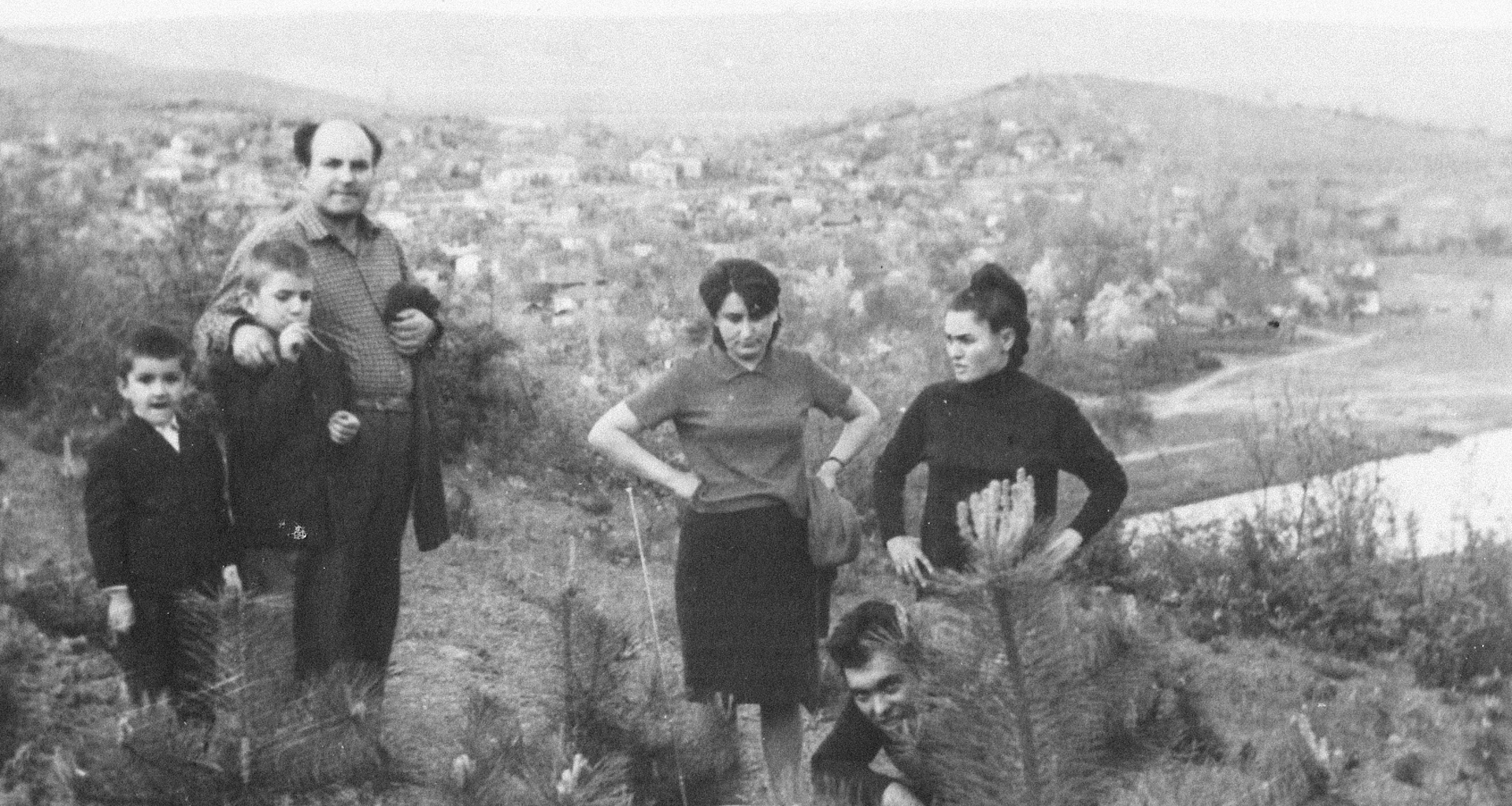 How two sisters are rebuilding Bulgaria’s sunken villages online — New ...