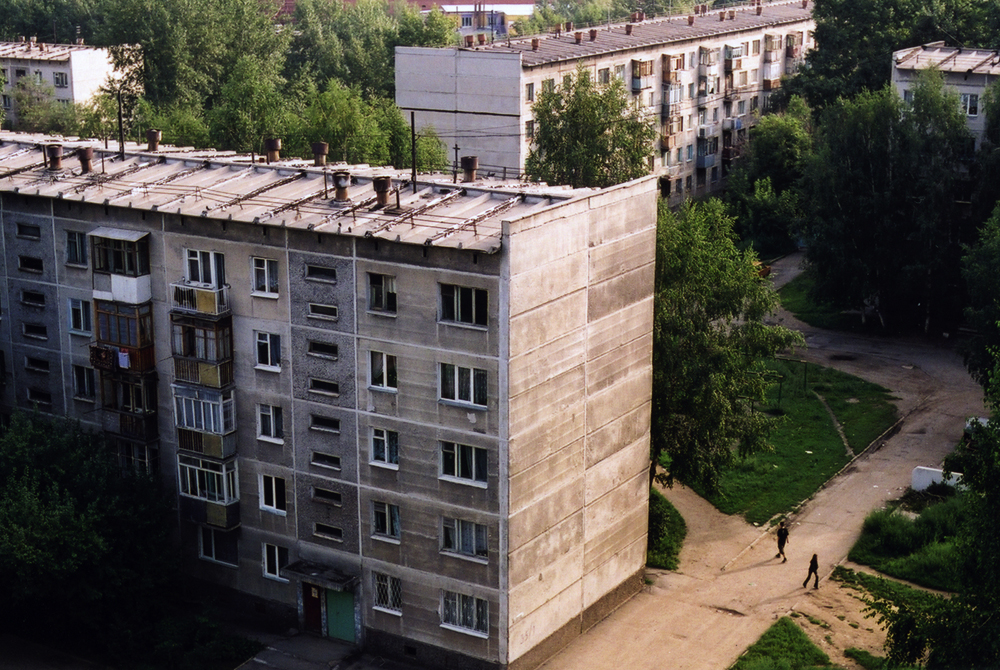 Summerhouse story: in praise of the dacha — New East Digital Archive
